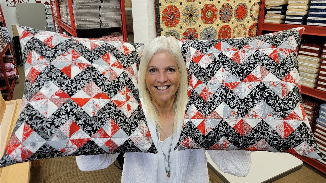 FASTEST LAST MINUTE CHRISTMAS PILLOW! "CHEVRON SHUFFLE" TUTORIAL ...