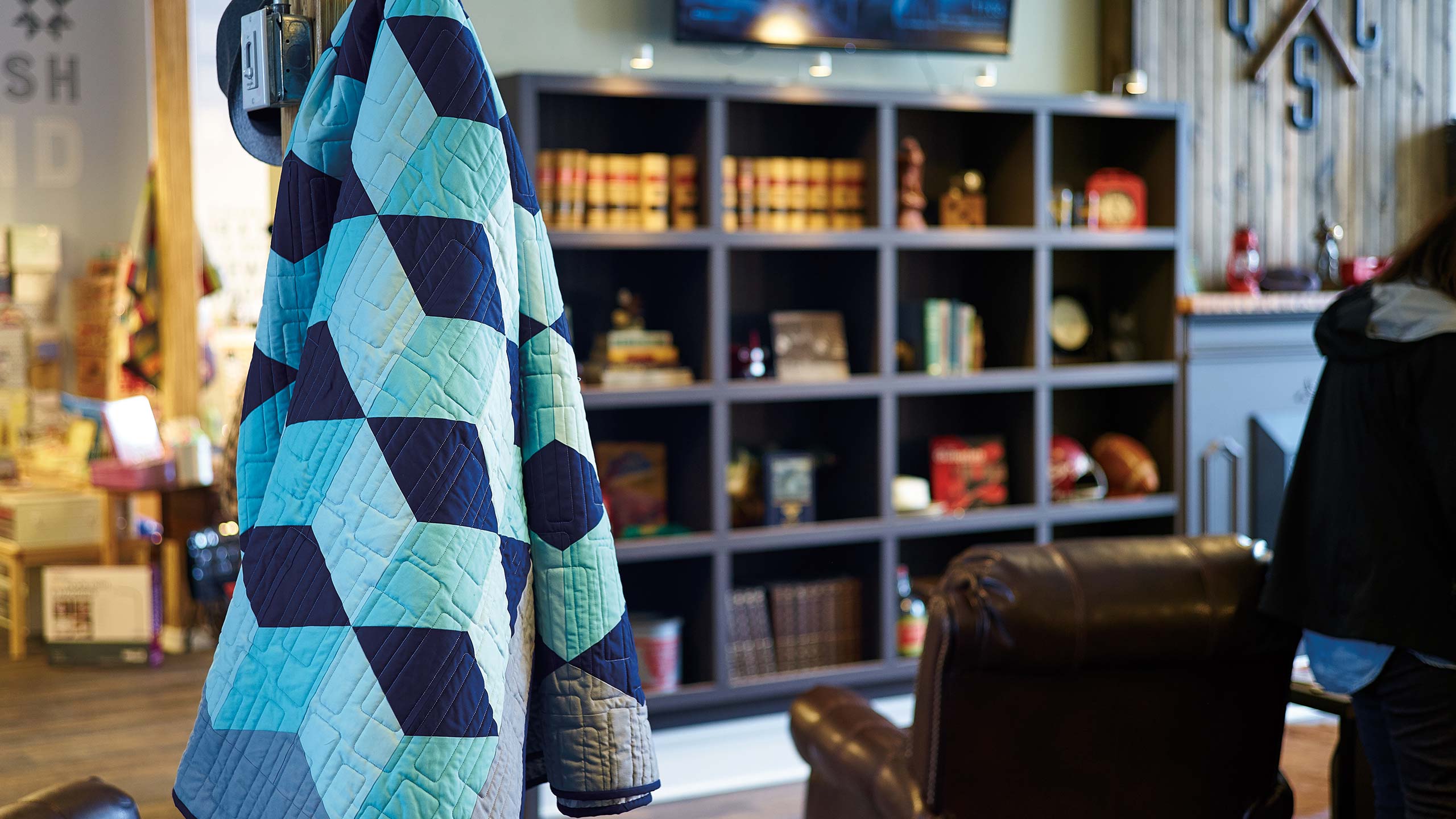 Easy Rhombus Cube Quilt — Quilting Tutorials