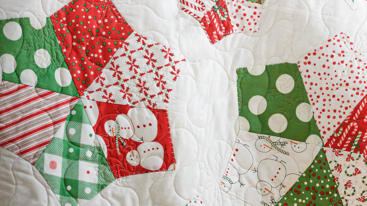 Make a "Big T Origami" Quilt with Jenny Doan of Missouri Star ...