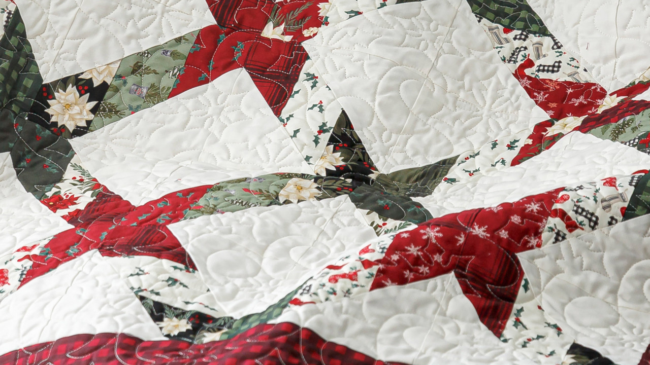 Make a "Pixie Sticks" Quilt with Jenny Doan of Missouri Star — Quilting ...